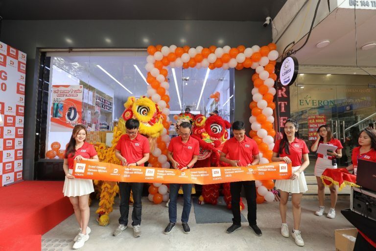 DIGIWORLD KHAI TRƯƠNG CỬA HÀNG MI STORE CHÍNH HÃNG ĐẦU TIÊN TẠI HÀ NỘI